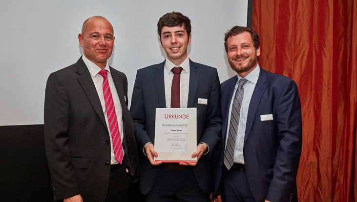 Excellence Award des VFVH verliehen : IT-Management und -Consulting ...